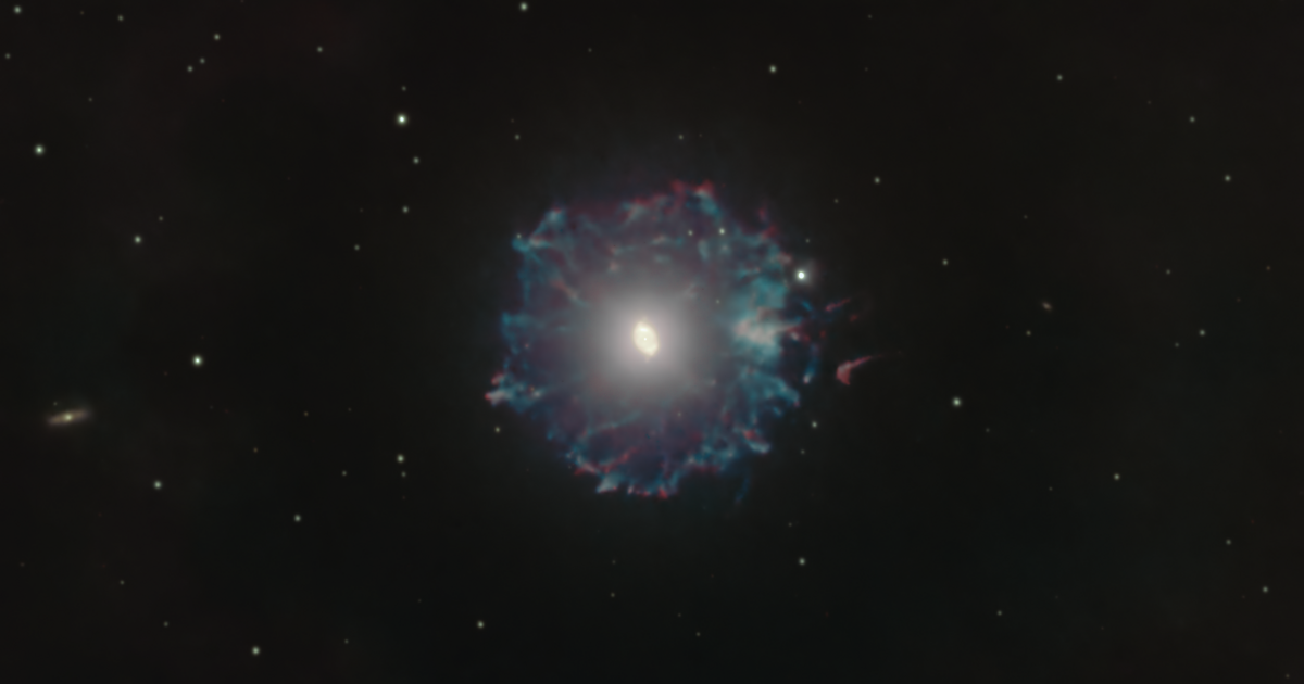 The Cats Eye Nebula | Telescope Live